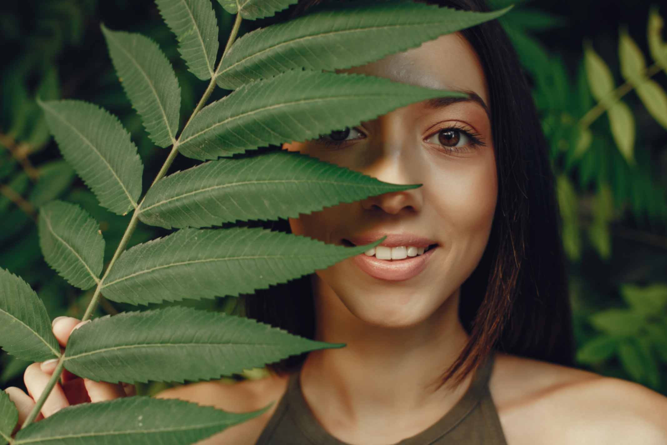 Neem: Benefits ,Uses and More