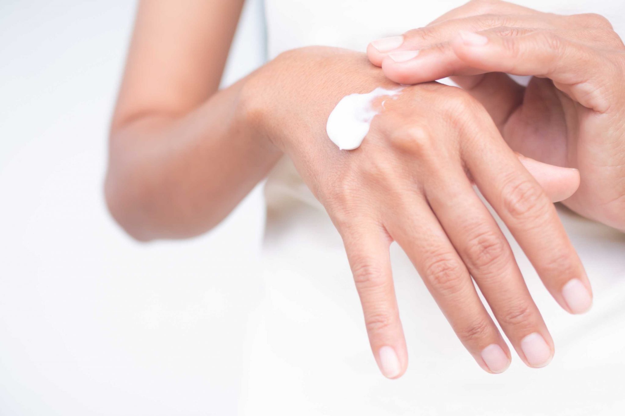 How To Use A Body Lotion & What Are Its Benefits? | Buy Wow