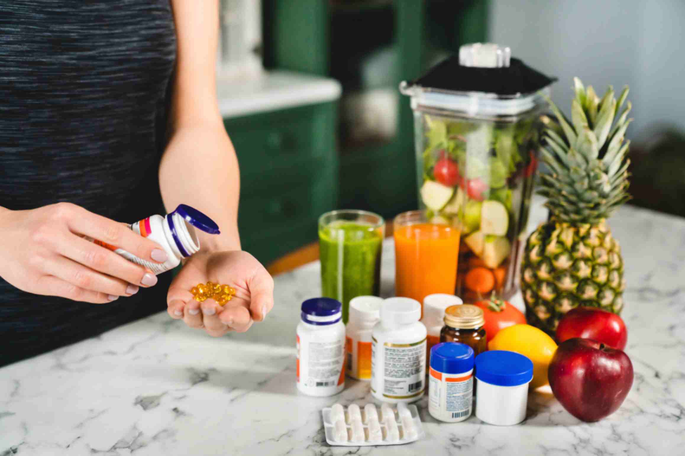 Daily Multivitamin Routine for Women: Key Nutrients for Health & Vitality